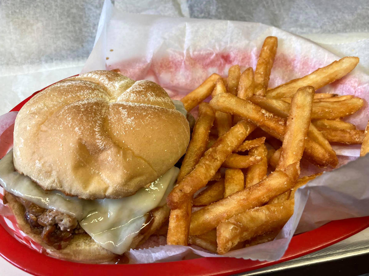 Cady's Tavern | Chepachet, RI 02814