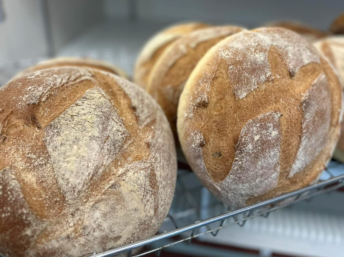 Colonial Bakery | Cumberland, RI 02864