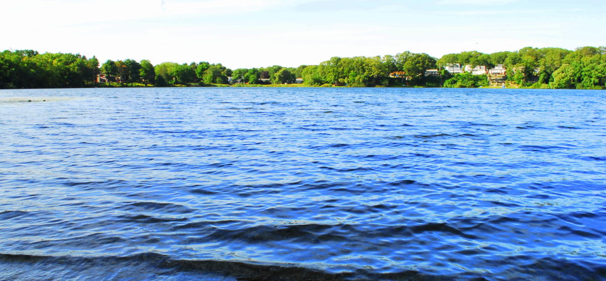 Gorton Pond | Warwick, RI 02886