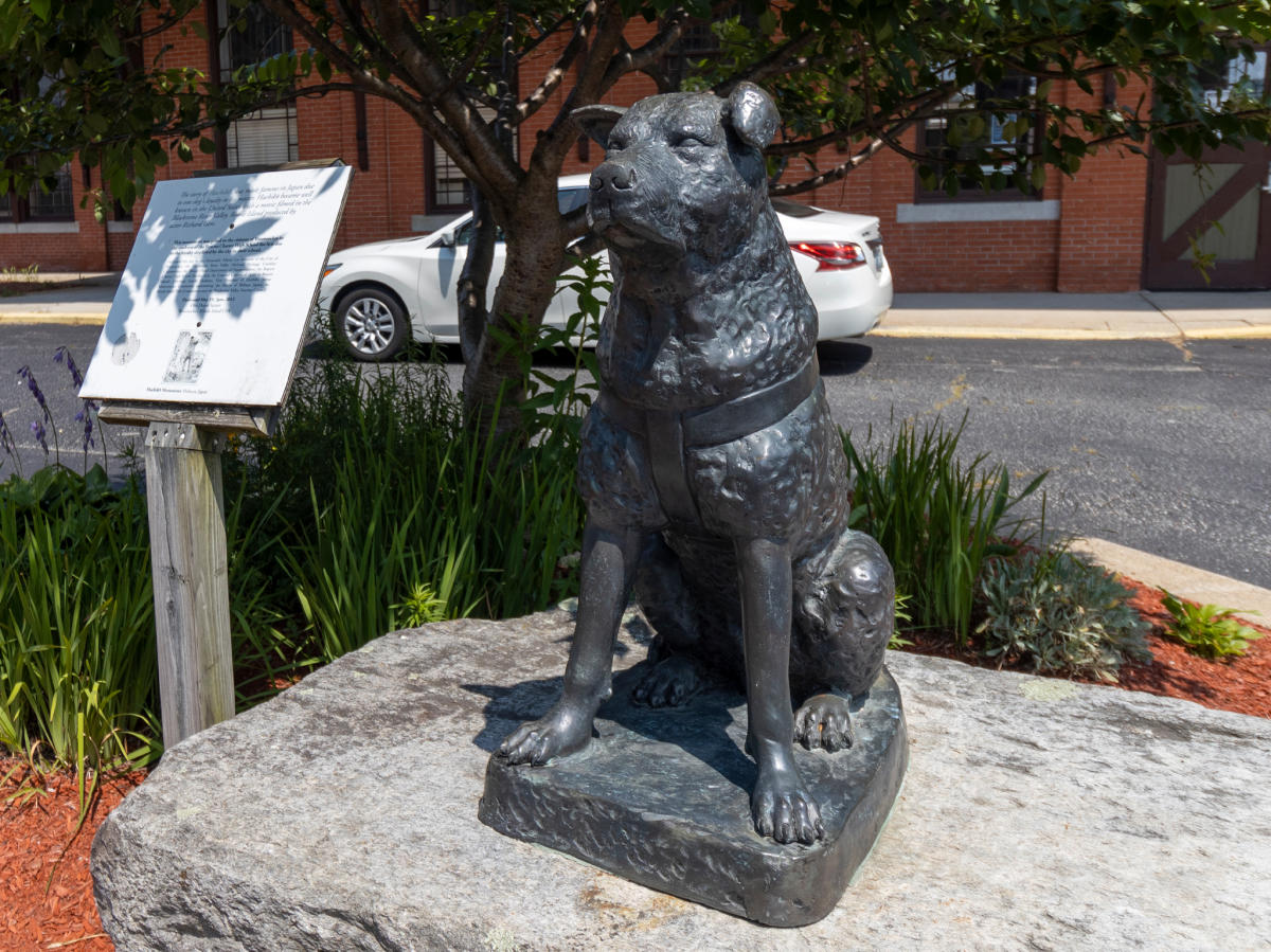 Hachiko Monument | Woonsocket, RI 02895