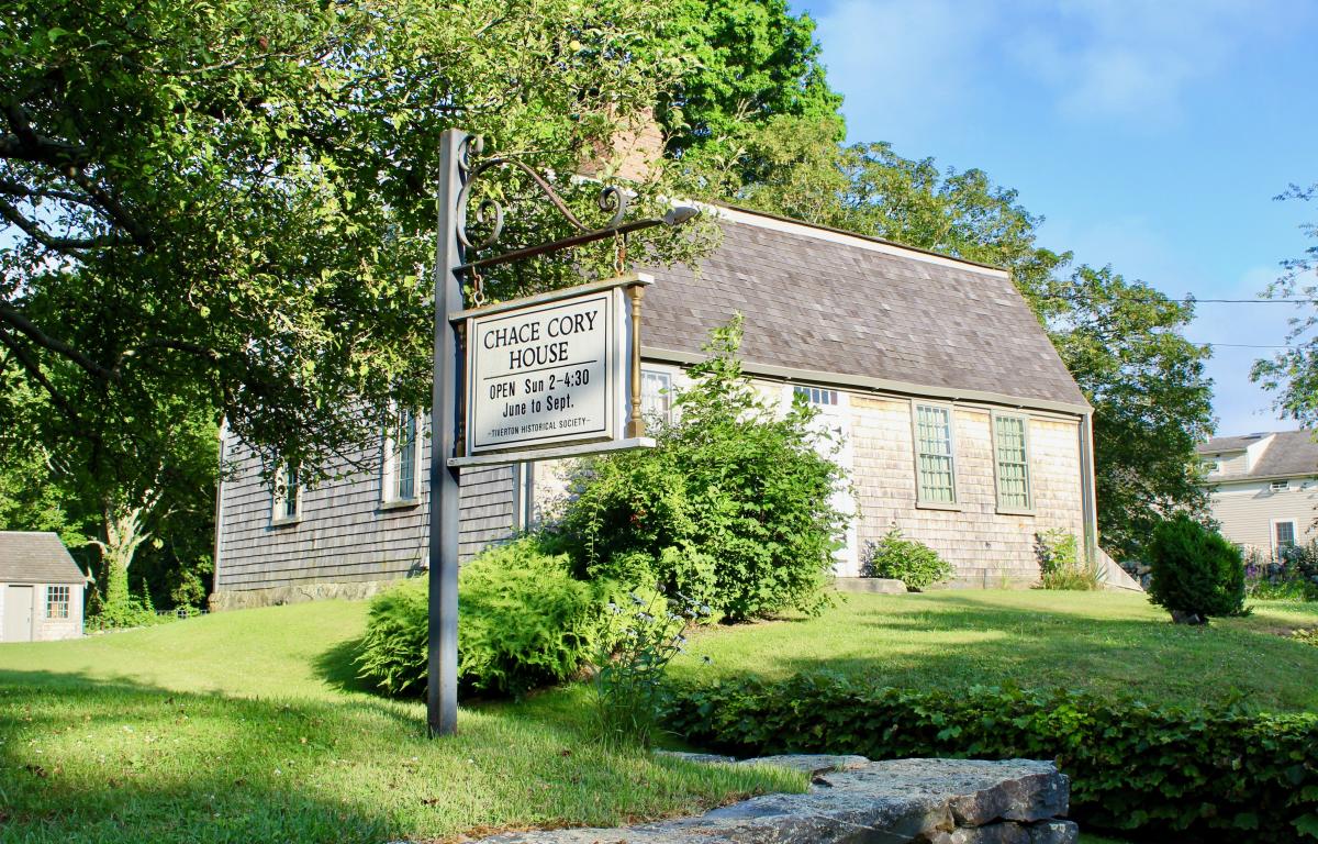 Chace-Corey House | Tiverton, RI 02878