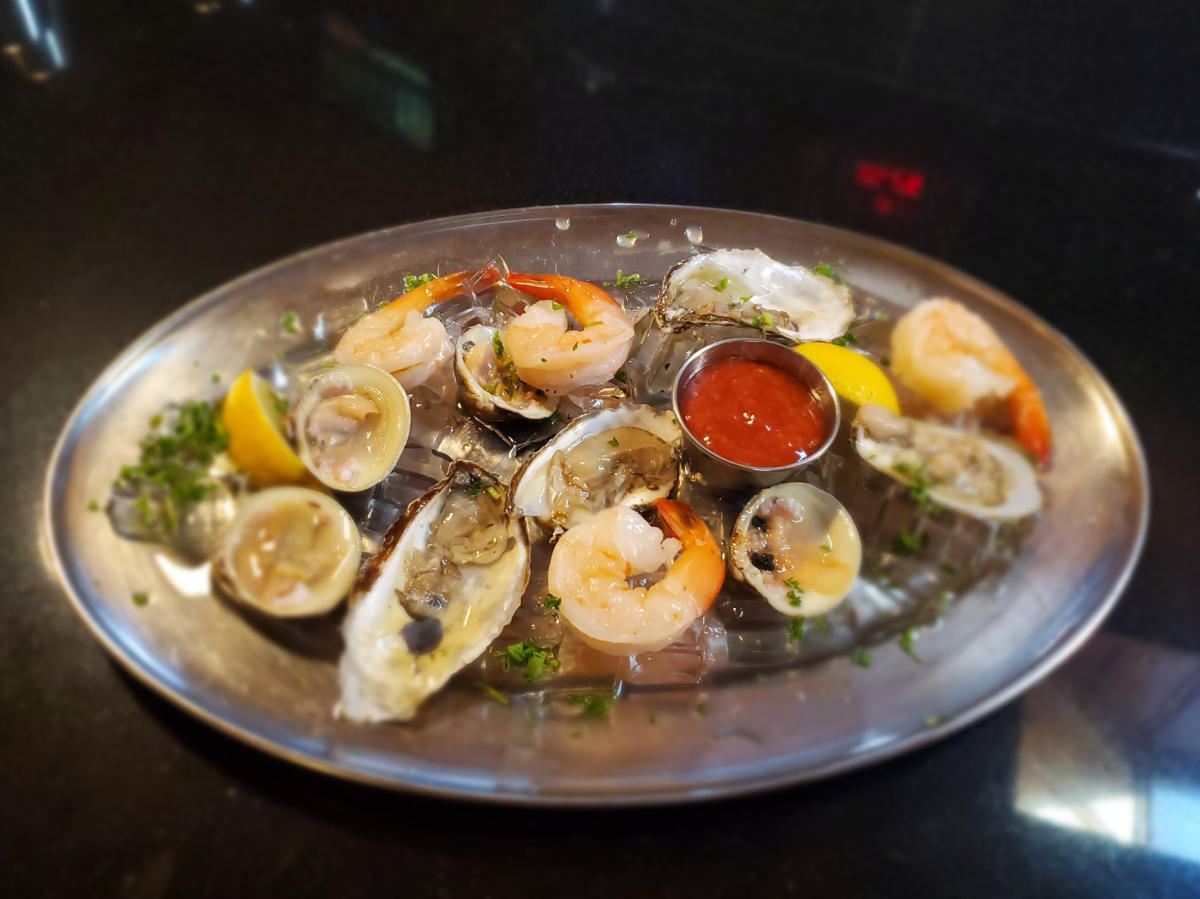 Berta's Red Bridge Tavern | East Providence, RI 02914
