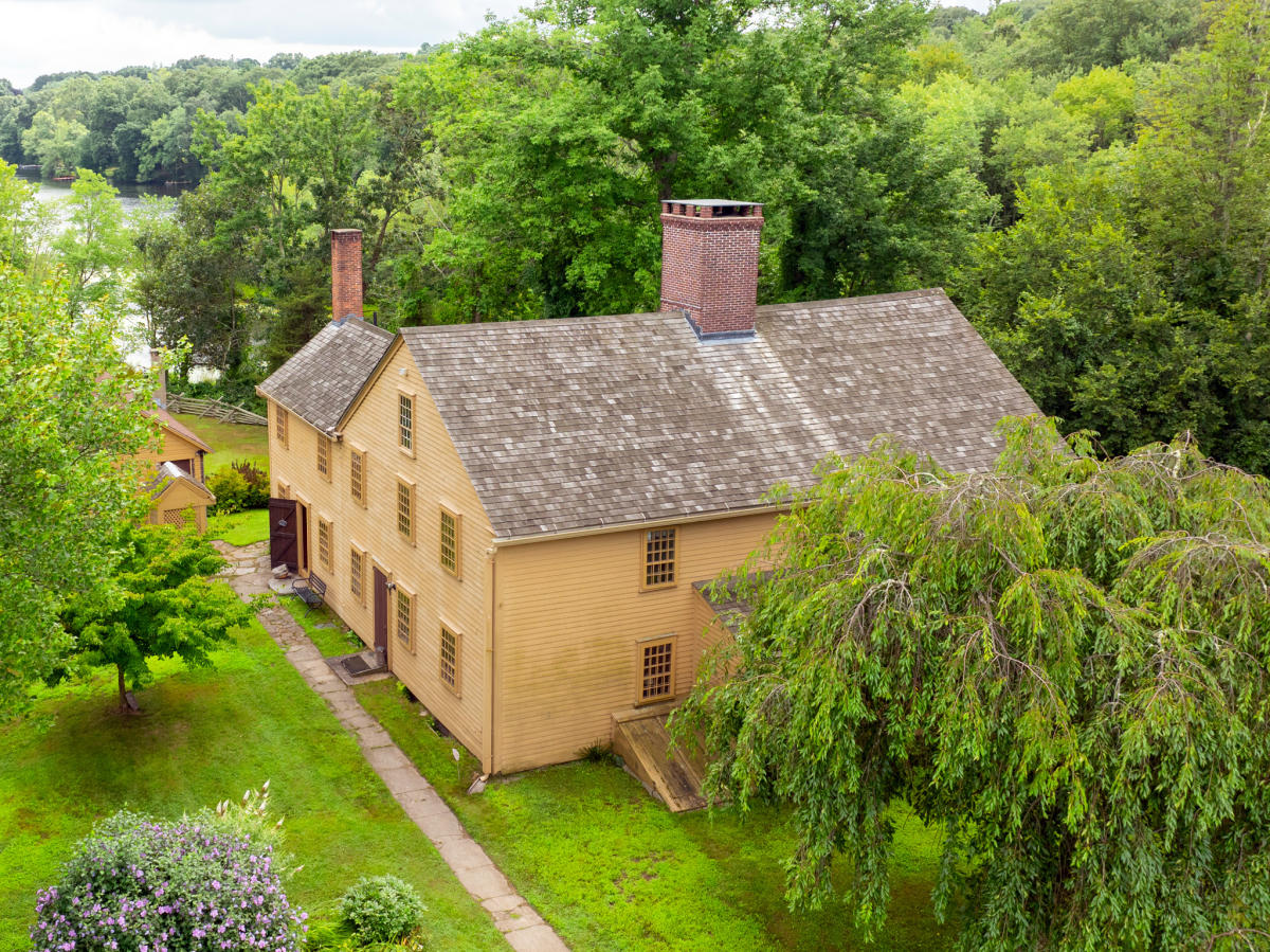 Smith-Appleby House | Smithfield, RI 02917