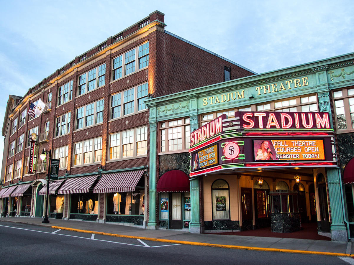Stadium Theatre | Woonsocket, RI 02895