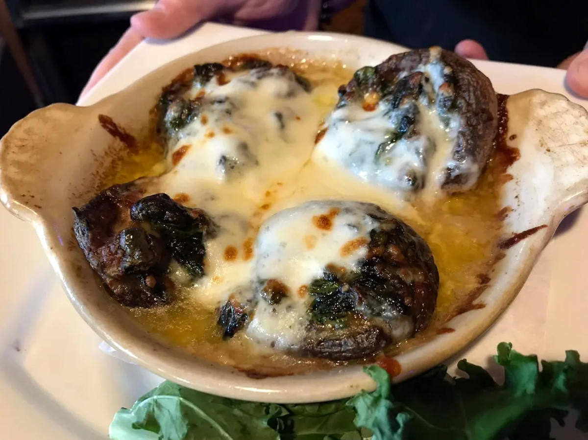 Tavern On Main | Chepachet, RI 02814