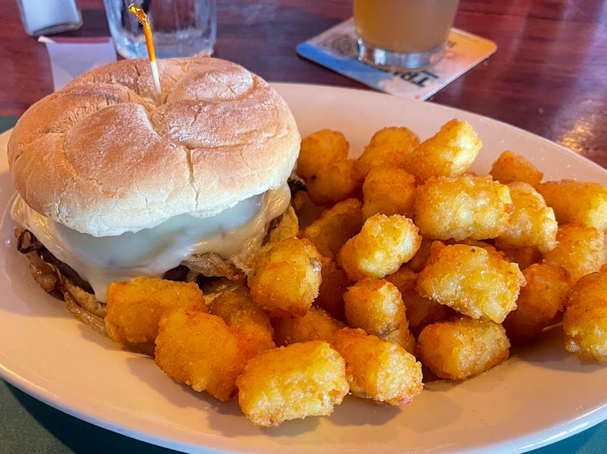 The 133 Club | East Providence, RI 02914