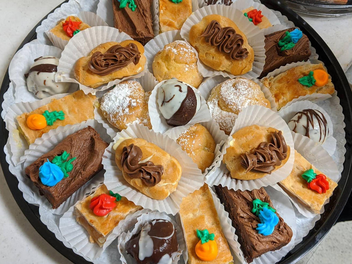 Zaccagnini's Pastry Shoppe | Pawtucket, RI 02860