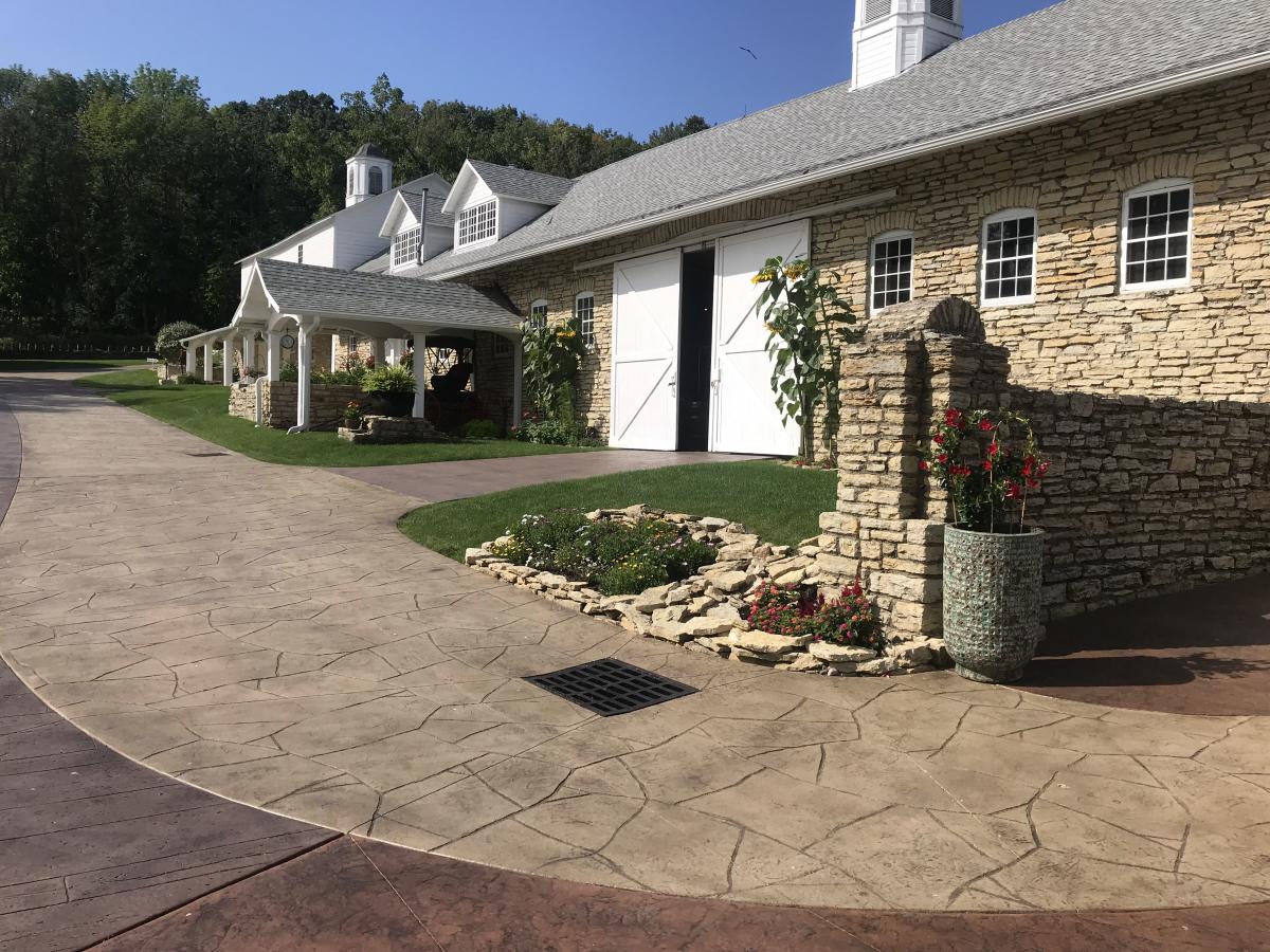 Mayowood Stone Barn | Rochester, MN 55902