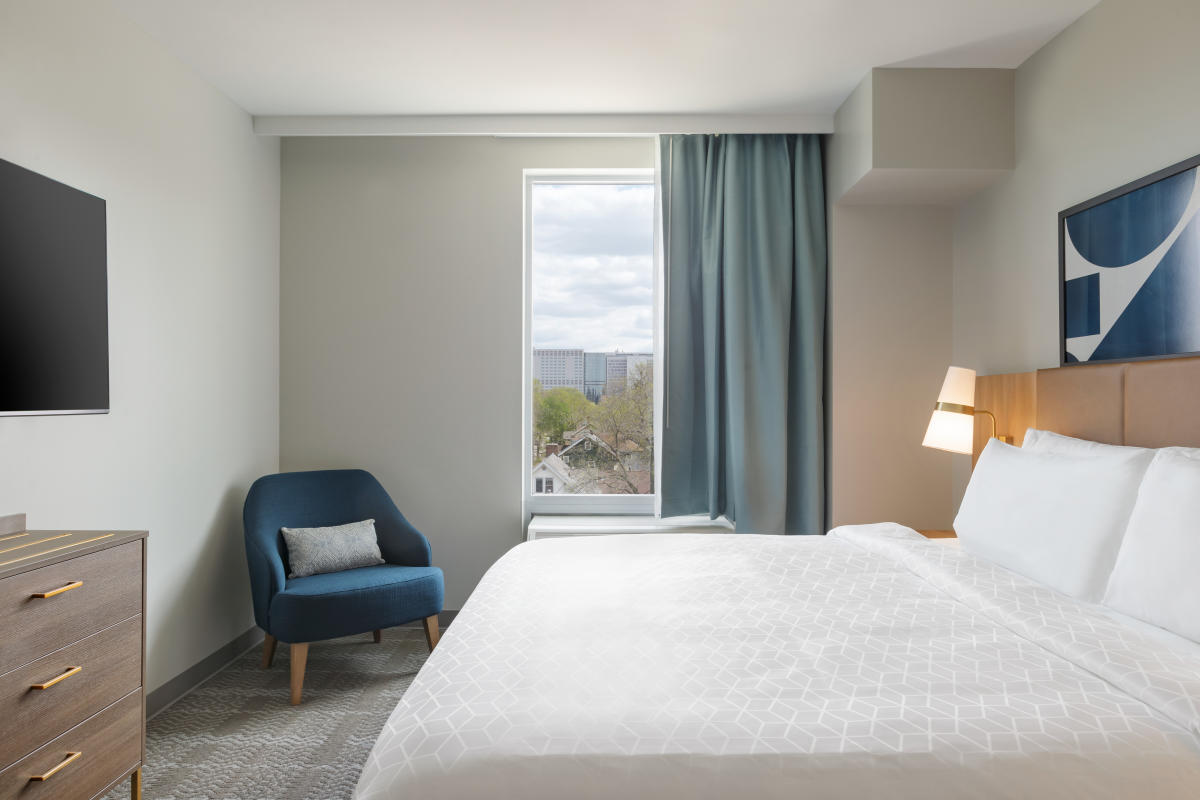 Staybridge Suites Mayo Clinic Area | Rochester, MN 55902
