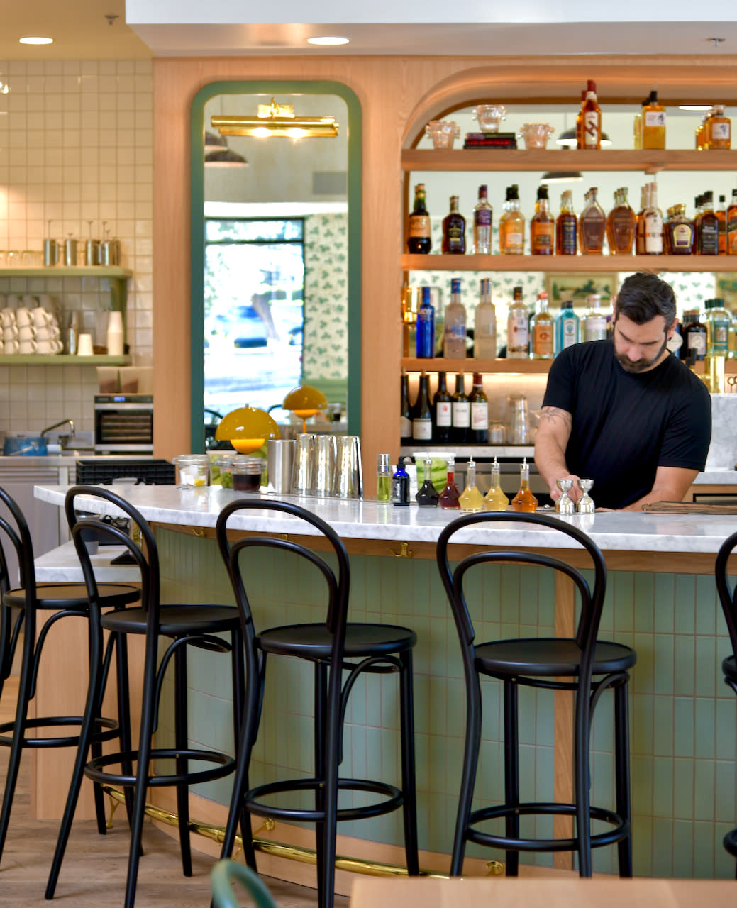 Selland's Market Cafe Broadway | Sacramento, CA 95818
