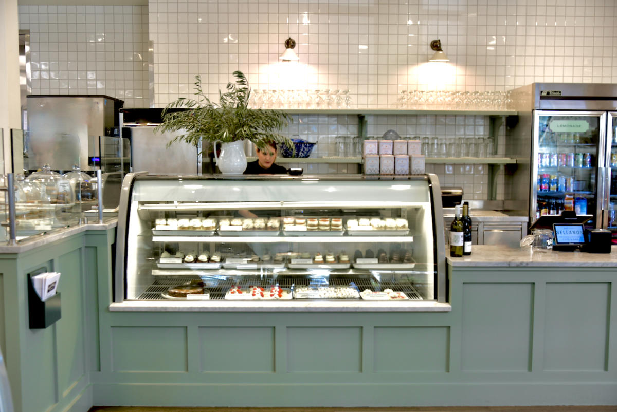 Selland's Market Cafe Broadway | Sacramento, CA 95818