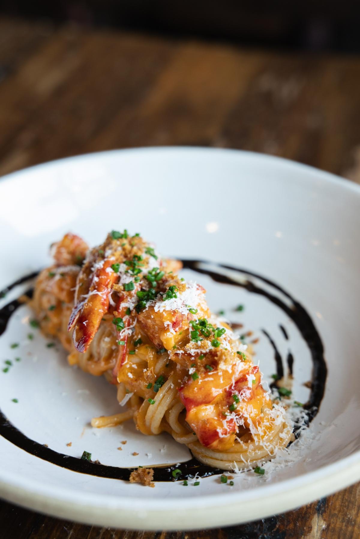Hawks Provisions & Public House Restaurant | Sacramento, CA 95816