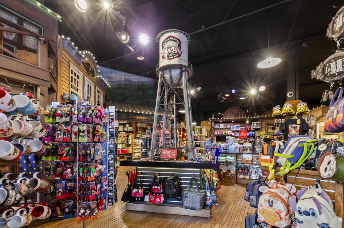 Stage Nine Entertainment Store | Sacramento, CA 95814