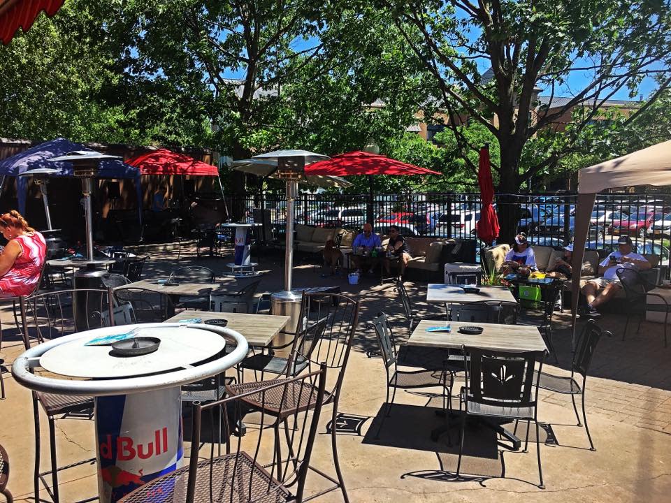 Ice House Bar & Grill