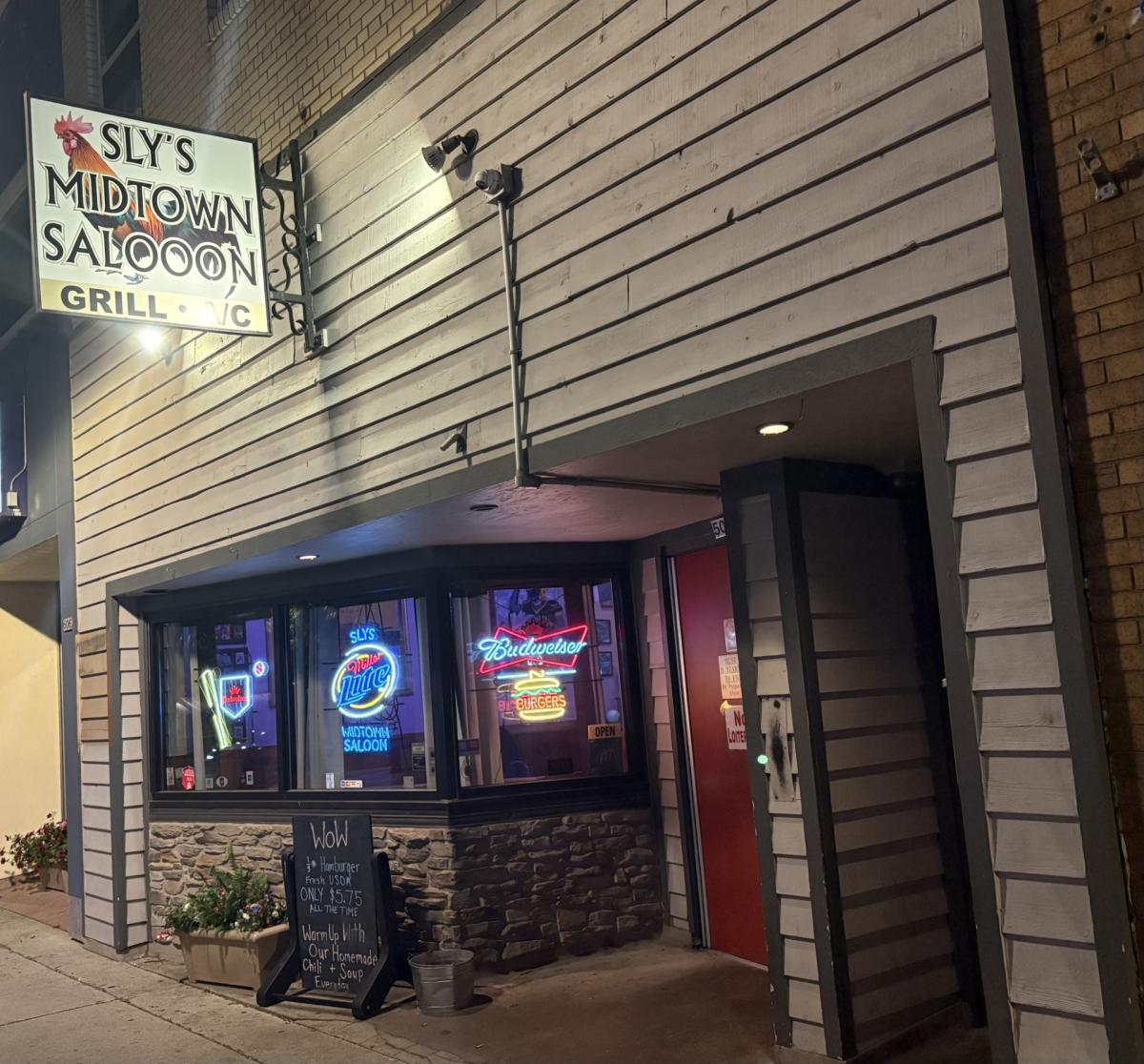 Sly's Midtown Salooon & Grill