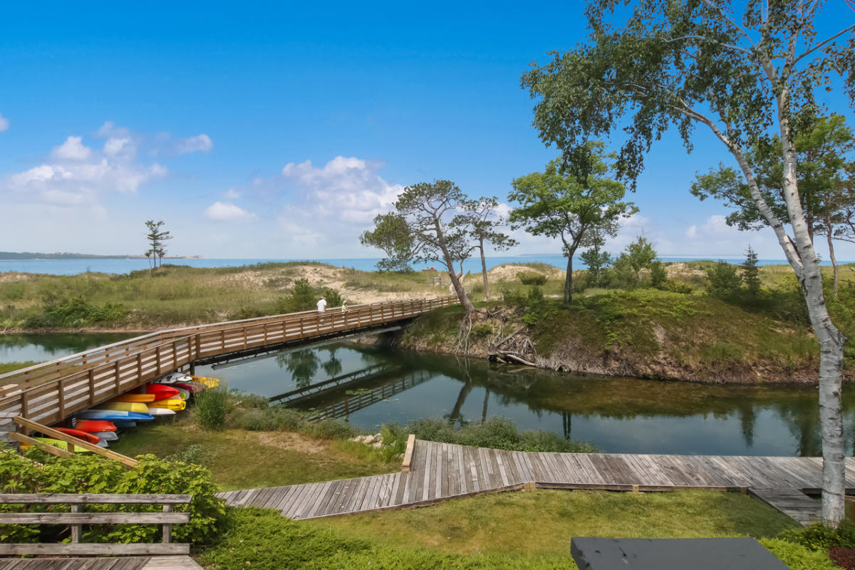 Sundance 21 Striking | Glen Arbor, MI