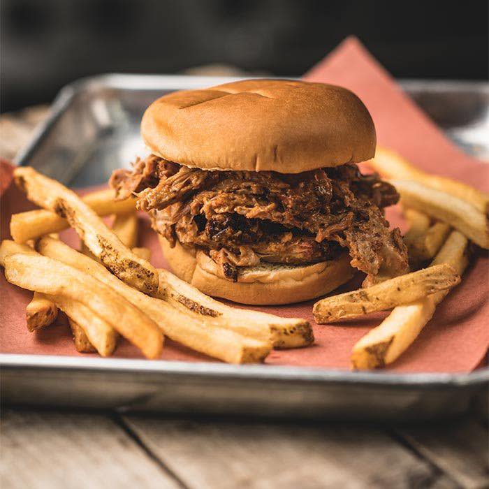 Oink Smokehouse - Huntingburg