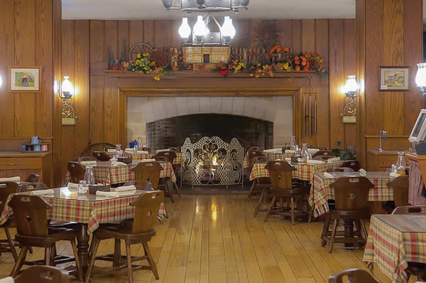 spring mill dining room