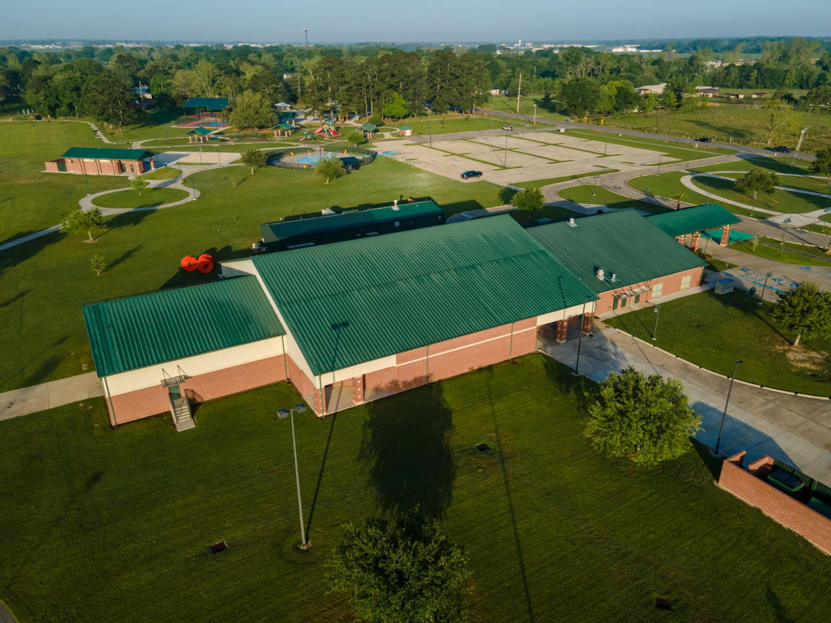 Cade Community Center