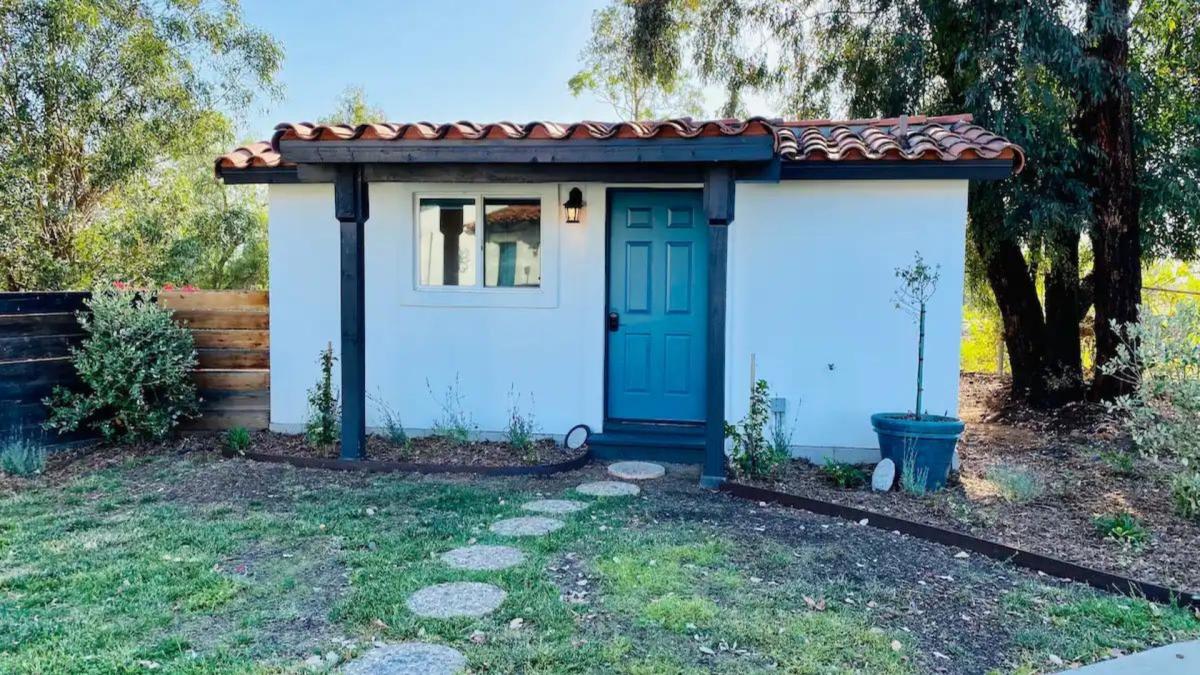 Cozy Wine Country Casita