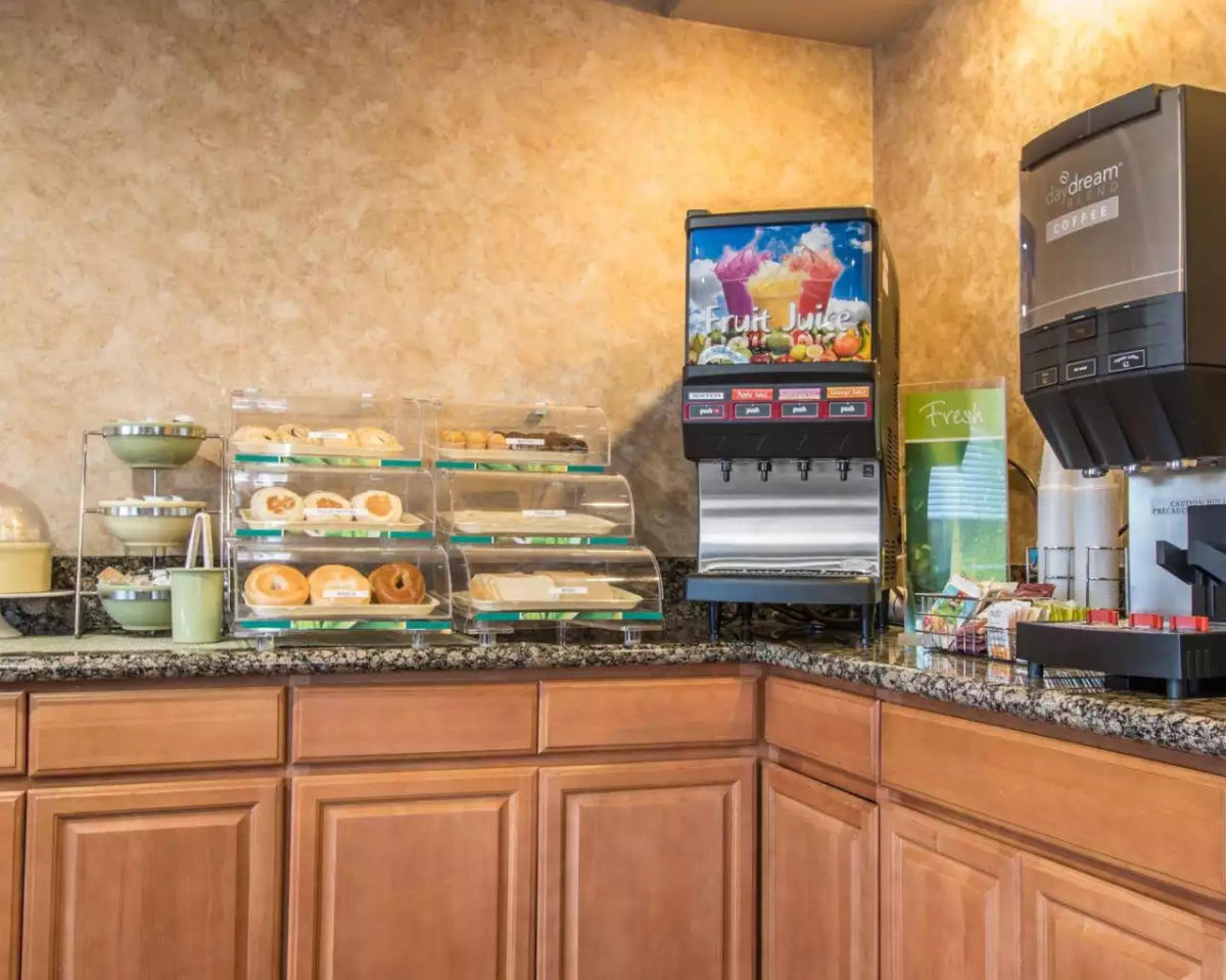 Quality Inn Temecula Valley Wine Country | Temecula, CA