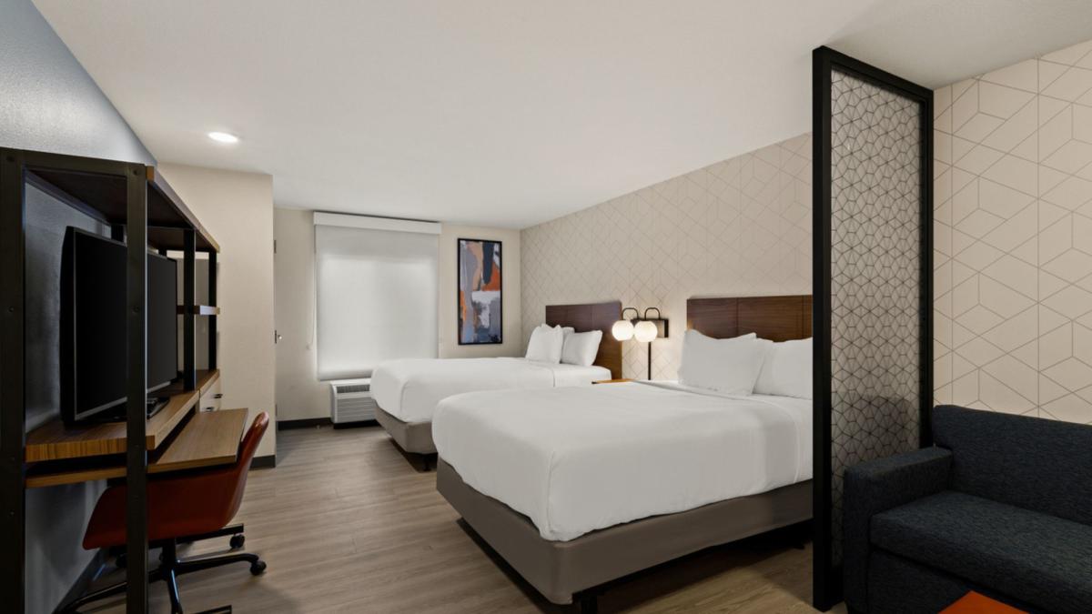 Everhome Suites Temecula | Temecula, CA