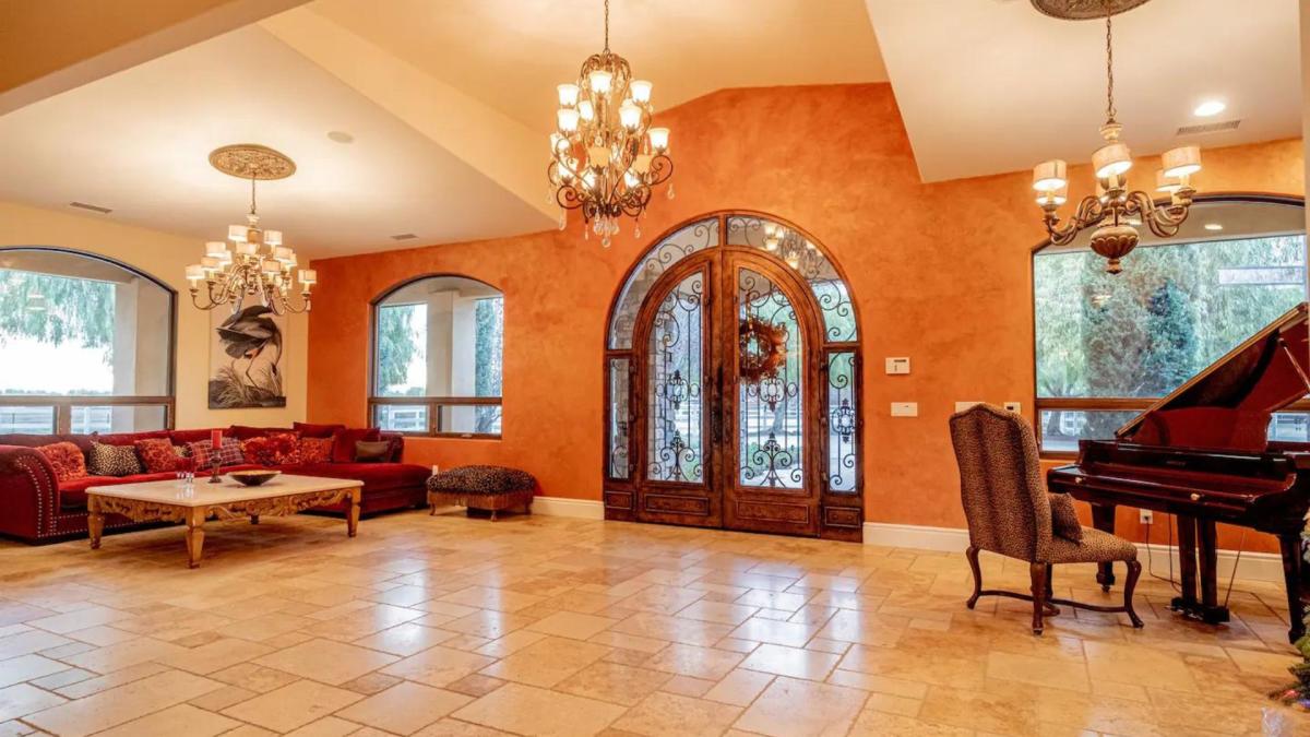 Temecula Grand Lodge