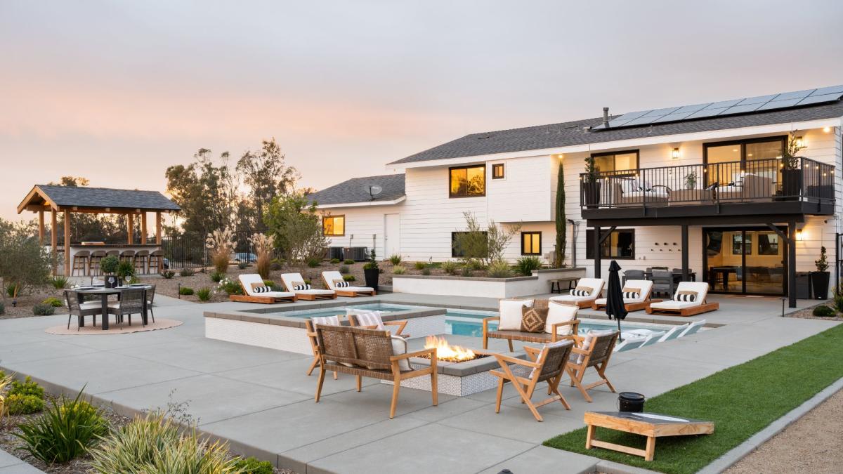 Luxury Vineyard Estate