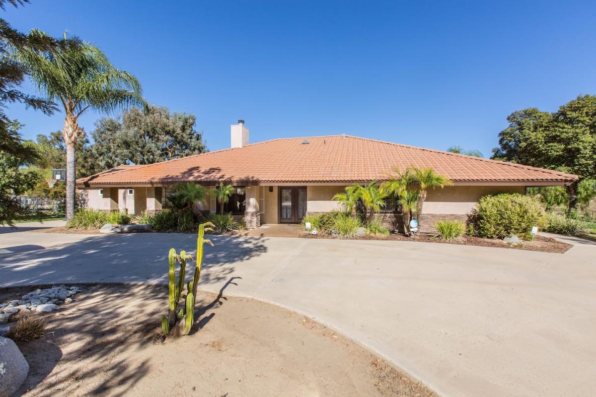 Temecula Winery Villa at Longshadow Ranch Winery