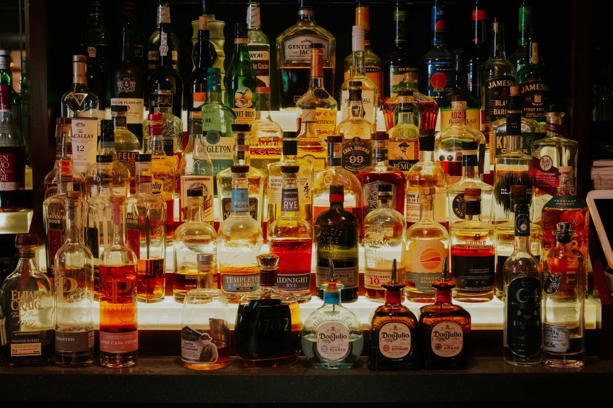 Nolan's Cigar Bar | Traverse City, MI 49686