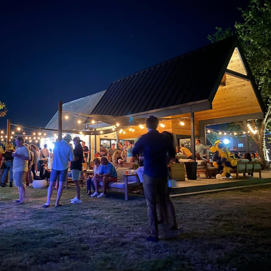 473 Bar & Backyard | Tulsa, OK 74110