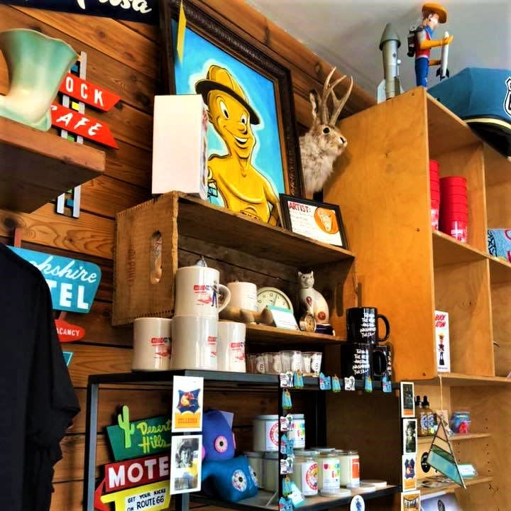 Buck Atom's Cosmic Curios on 66 | Tulsa, OK 74120