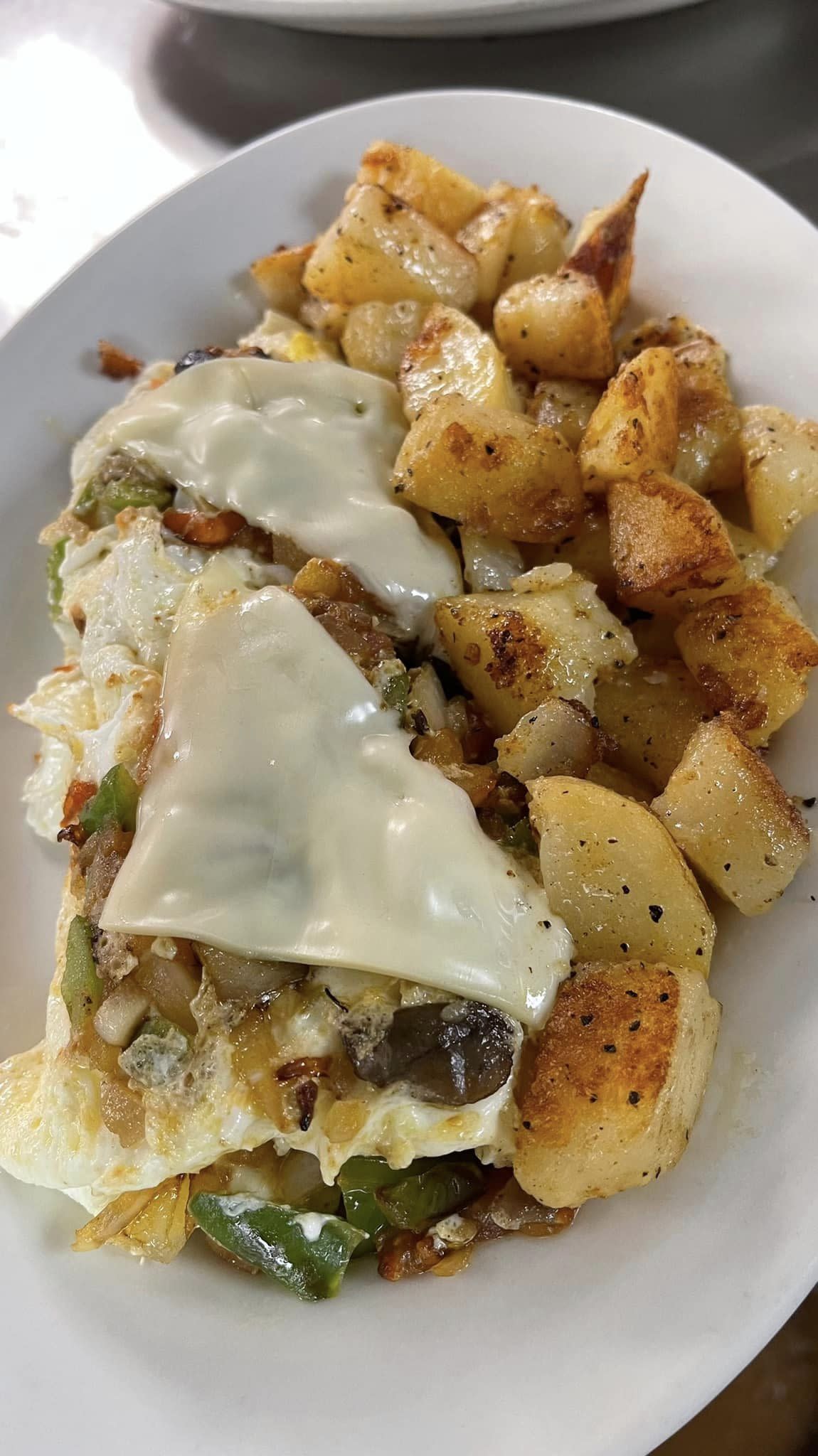 Freeway Cafe West | Tulsa, OK 74017