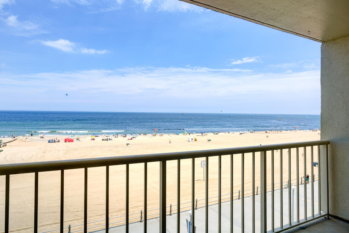 Beach Quarters Resort