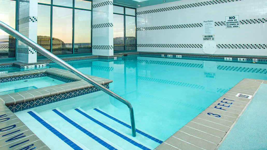 Holiday Inn Express & Suites Virginia Beach Oceanfront