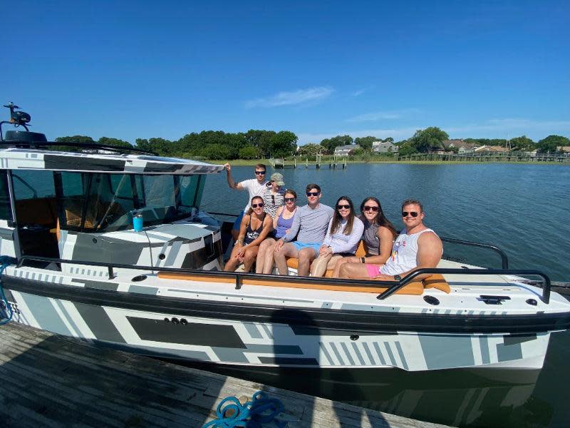 SeaEO Luxury Boat Charters