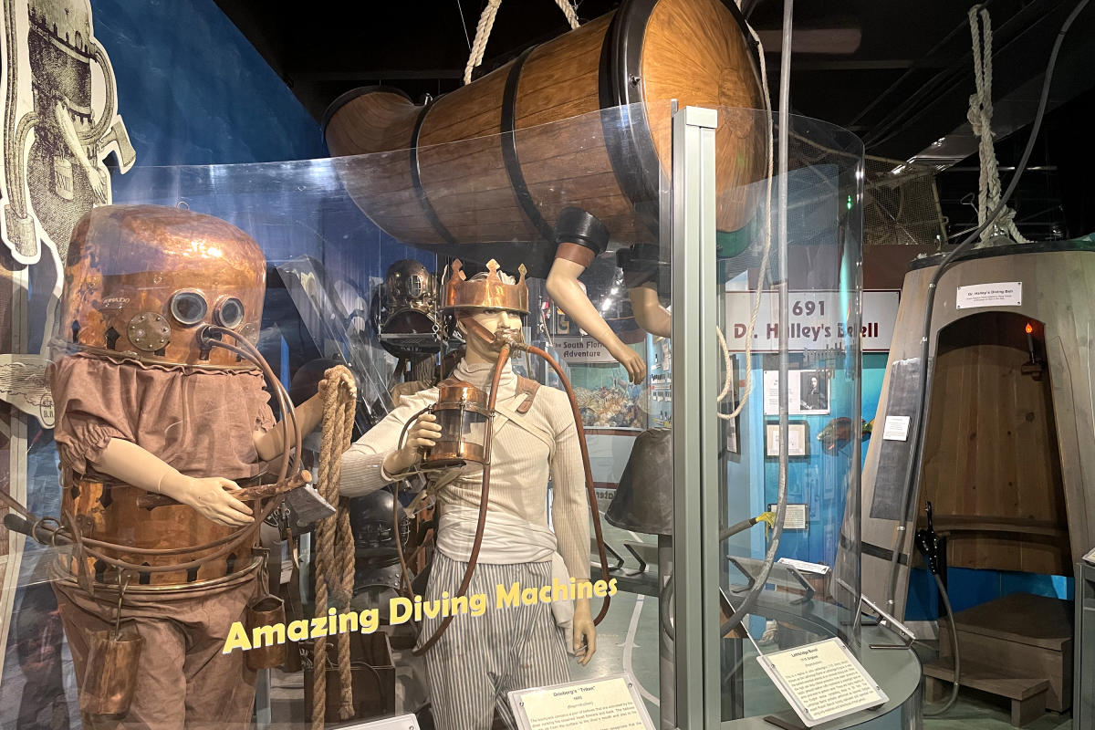 History Of Diving Museum Youtube at Amy Kugler blog
