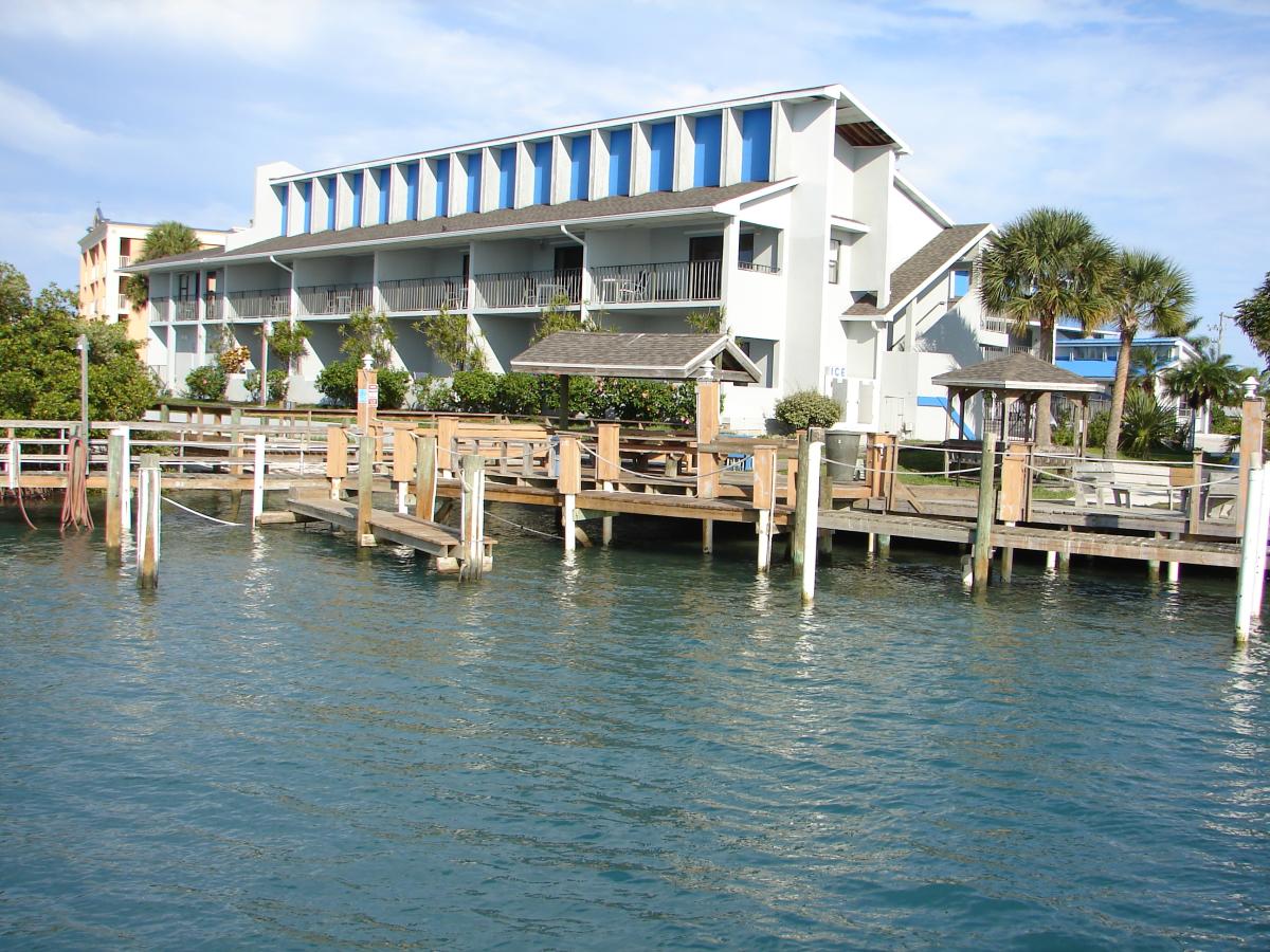 Dockside Inn and Resort in Fort Pierce | VISIT FLORIDA