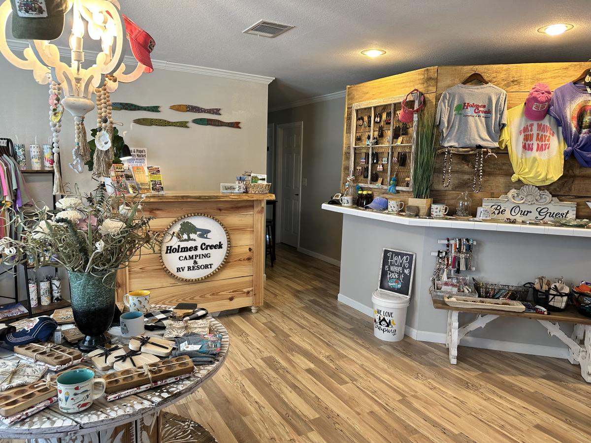 Holmes Creek Camping & RV Resort in Vernon | VISIT FLORIDA