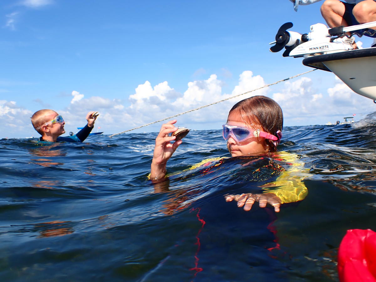 Salty Siren Tours and Charters in Crystal River | VISIT FLORIDA