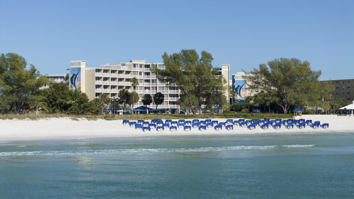 RumFish Beach at TradeWinds in St. Pete Beach | VISIT FLORIDA
