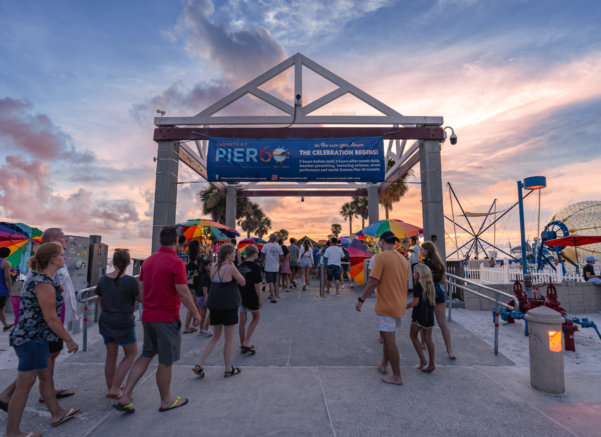 Sunsets at Pier 60 Daily Festival in Clearwater Beach | VISIT FLORIDA