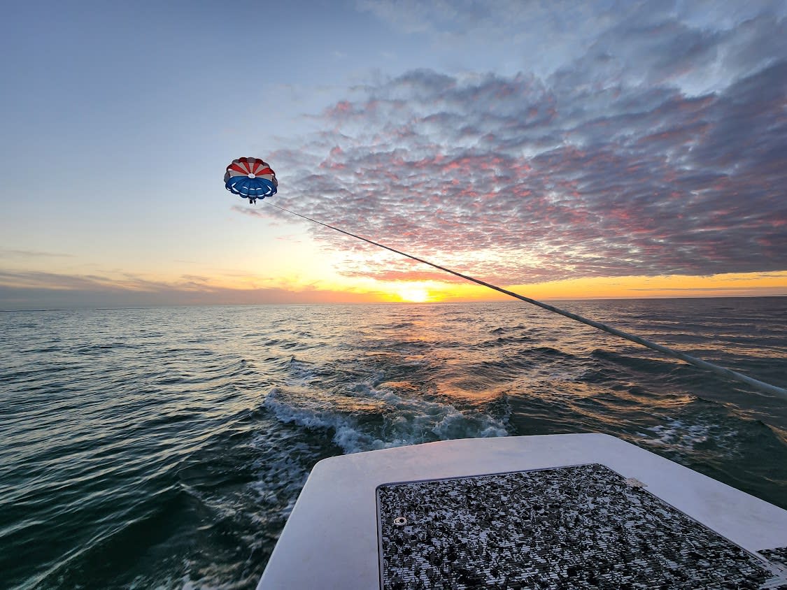 Chute Em Up Parasail in Clearwater Beach | VISIT FLORIDA