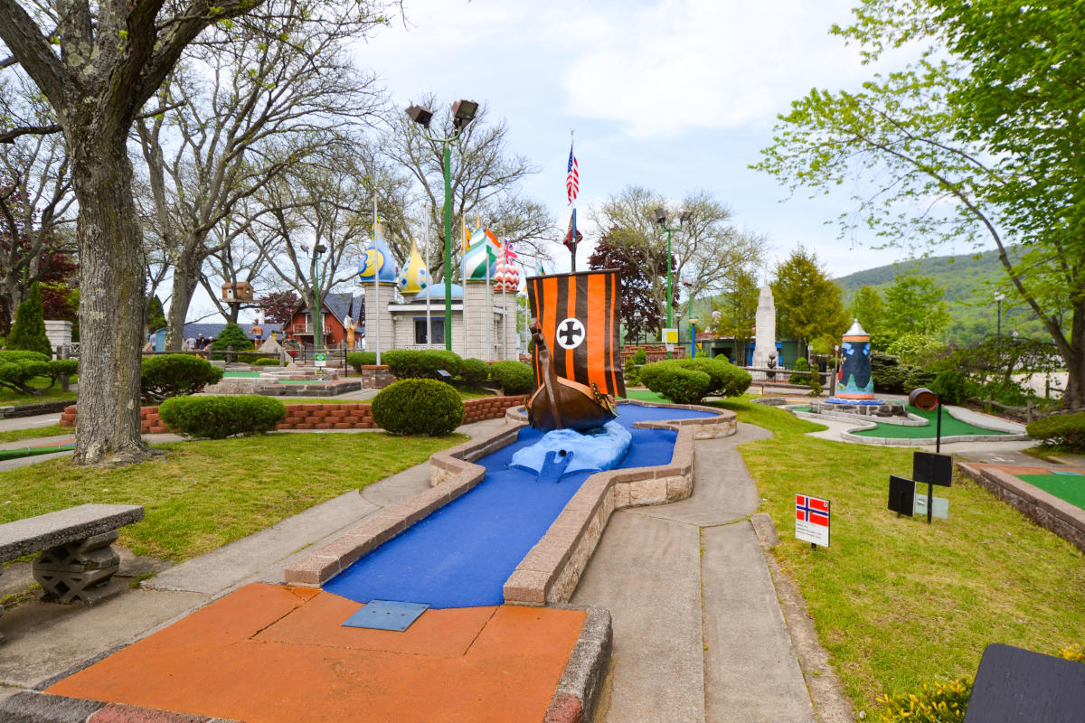 Around The World Miniature Golf