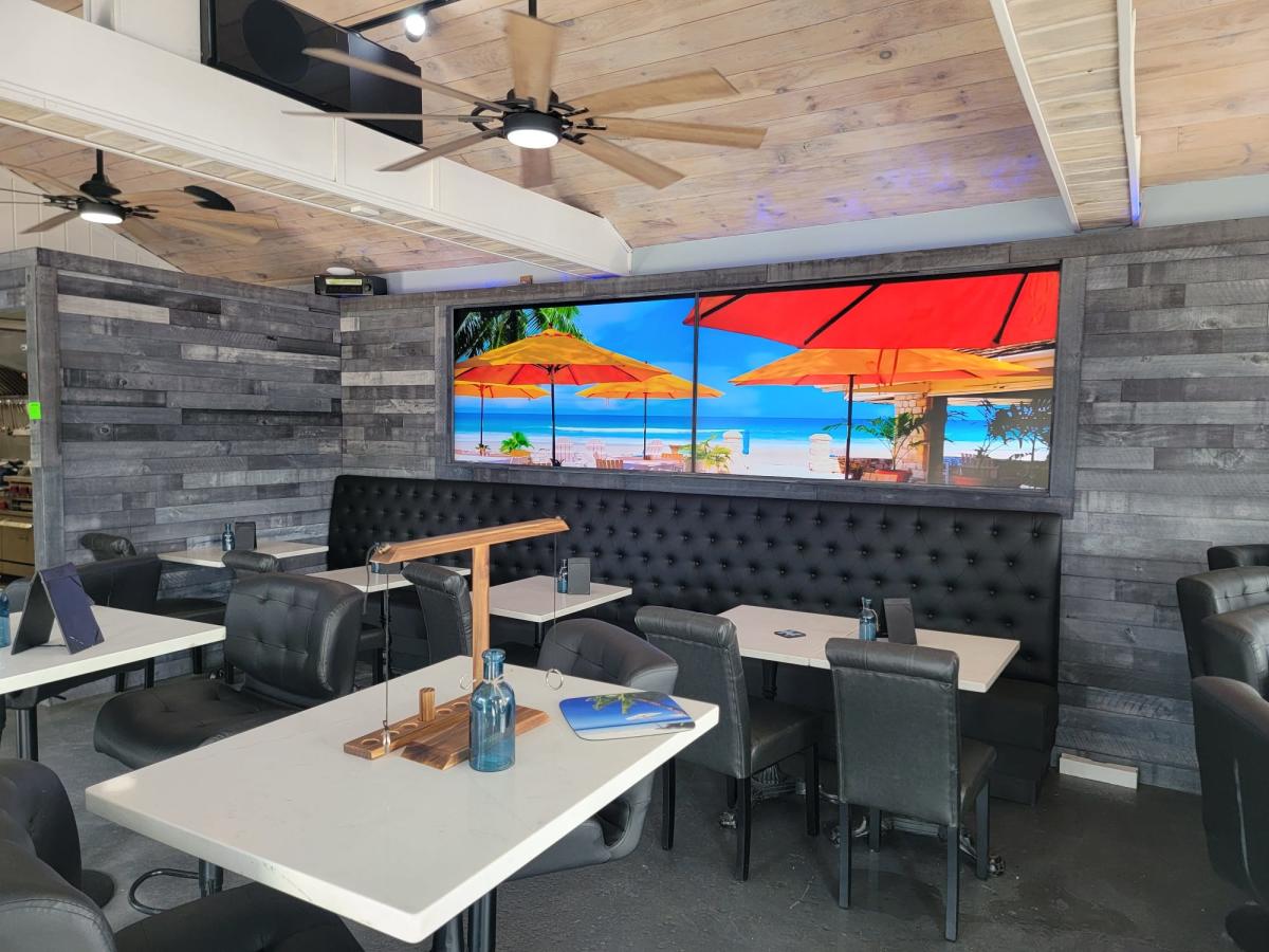 CAPTAIN'S RESTO-BAR | Warwick, RI