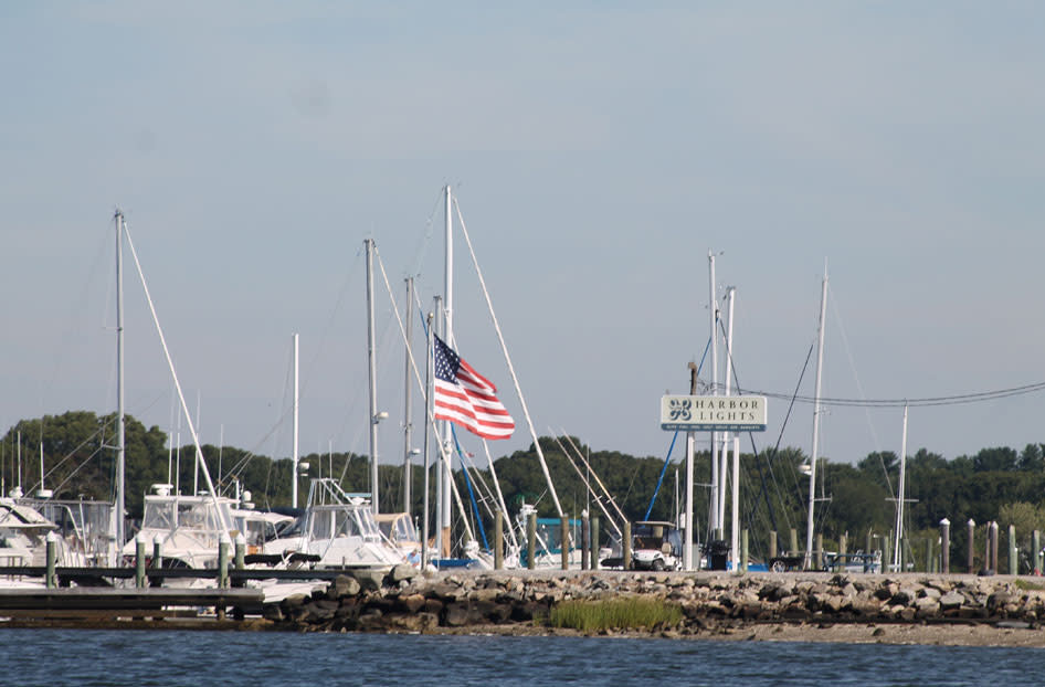 HARBOR LIGHTS MARINA | Warwick, RI