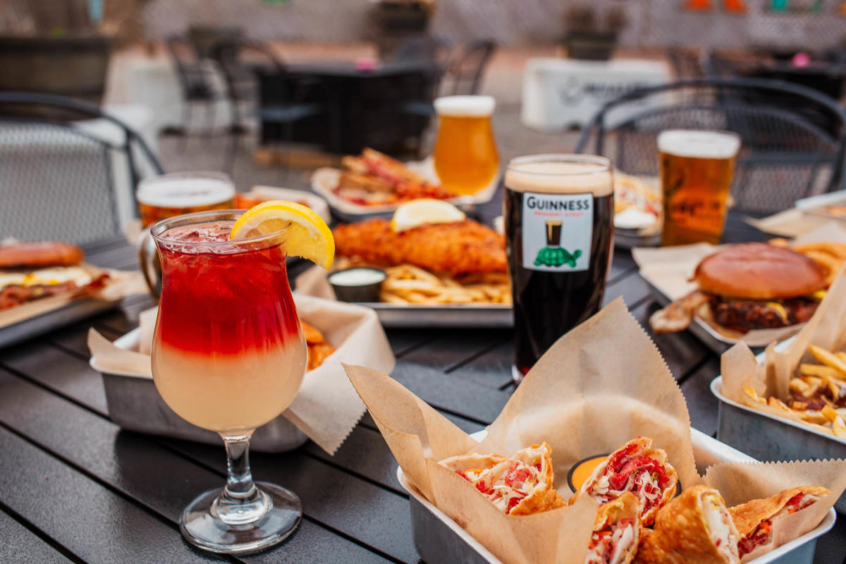 SHANNON VIEW INN | Warwick, RI