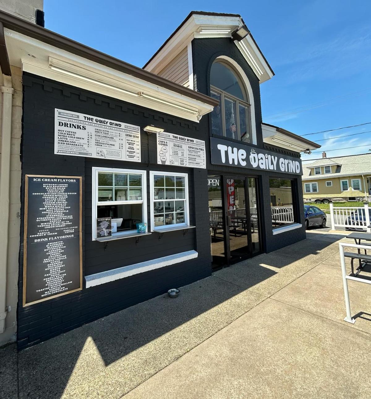 THE DAILY GRIND | Warwick, RI