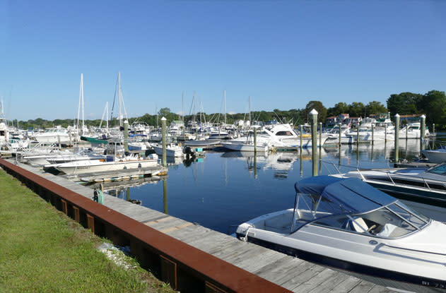 WHARF MARINA | Warwick, RI