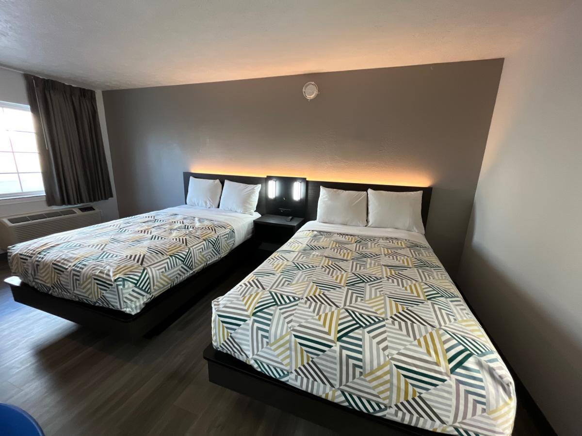 Motel 6 + Studio 6
